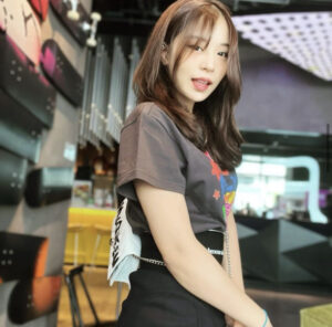 李家everydayのサラのプロフィール！整形してる？サラの病気とは？サラの彼氏はEK？結婚の予定は？ | havicoco